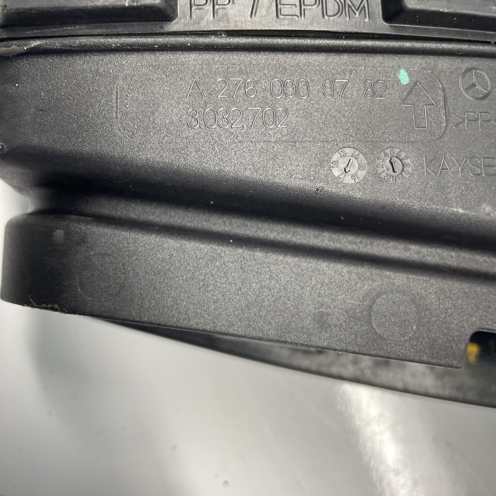 MERCEDES C E GLC W205, W213 X253 3.0 PETROL LEFT AIR INTAKE DUCT ...