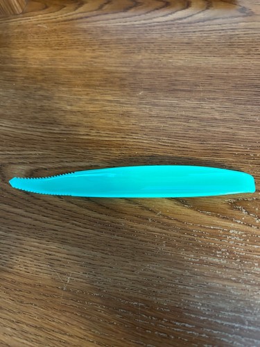 Tupperware Lettuce & Grapefruit Corer Citrus Core Cutter Serrated Green ...