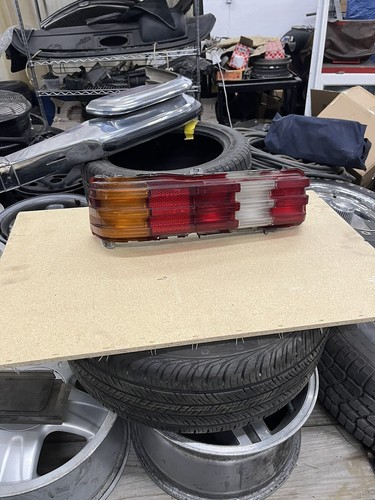 OEM MERCEDES-BENZ W123 SALOON SEDAN COUPE 1976-85 LEFT L DRIVER TAIL ...