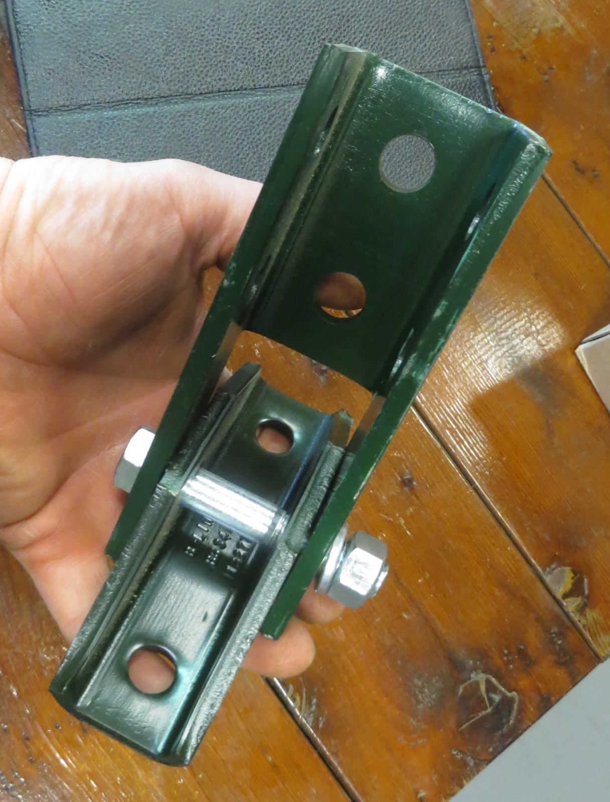 5 Cooper B-Line B634 GRN Single Channel 30 Degree Angle Adjustable ...