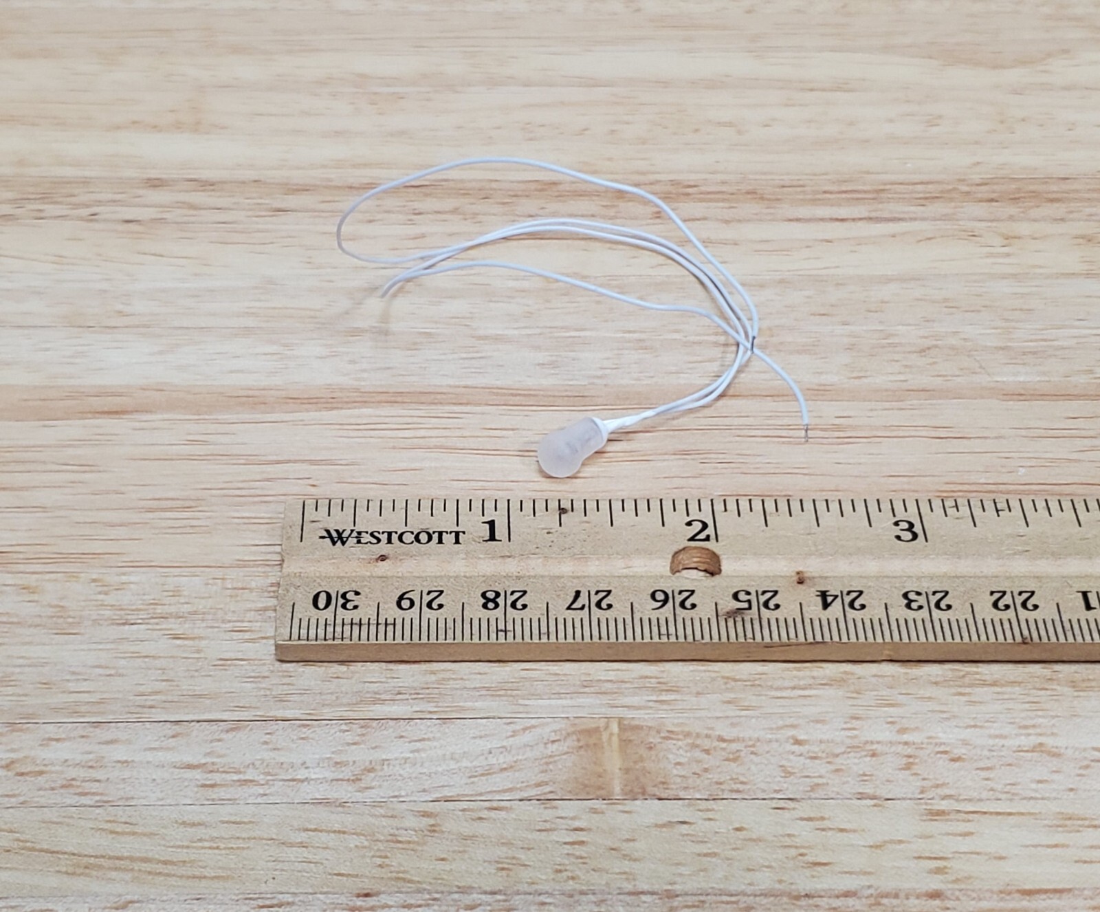 Dollhouse Pea Bulb Frosted Light Fixture with Wire 1:12 Scale Attics ...