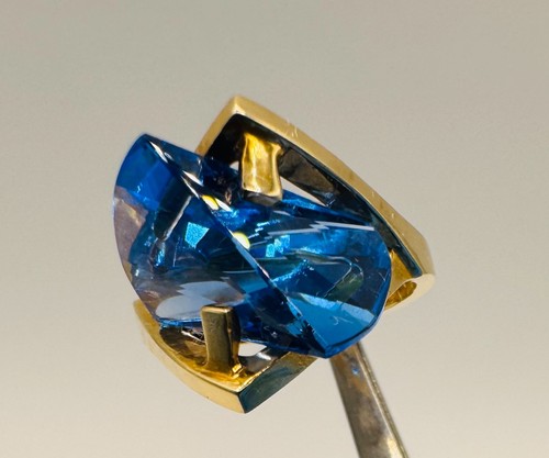 Strell 14kt Yellow Gold Lighthouse Cut Ring, Blue Topaz, Size 7 | eBay