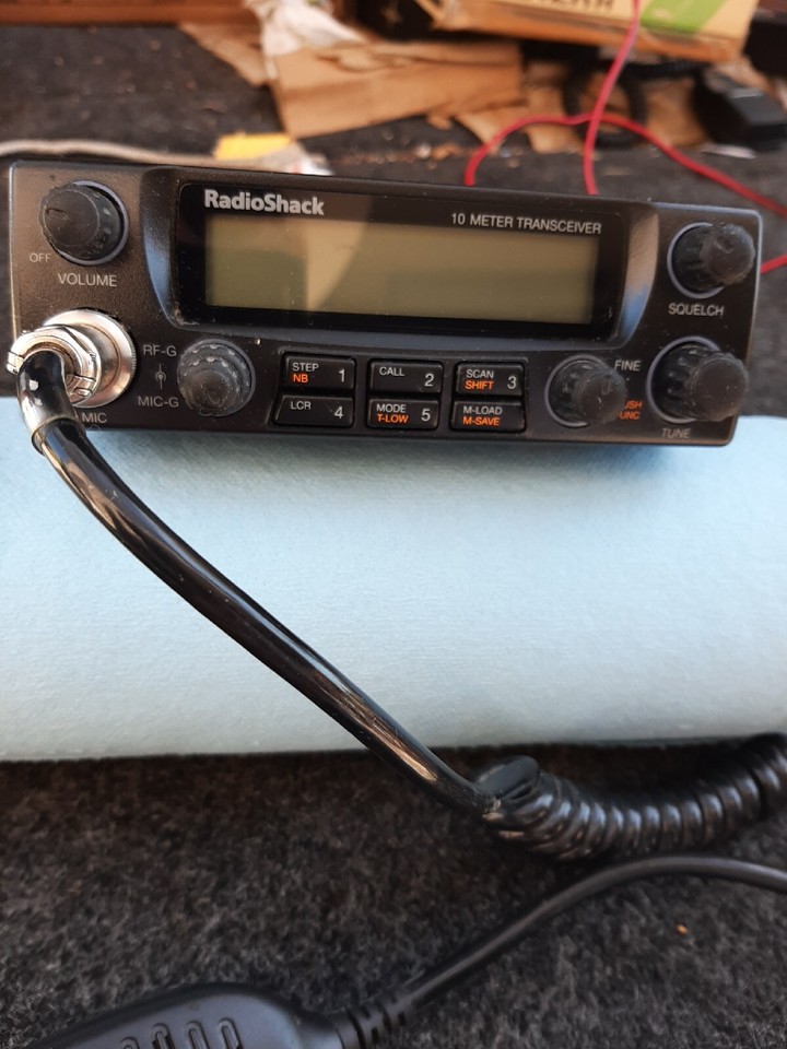 Radio Shack 10 Meter Transceiver Htx10 Used Powers Up Look At Pictures ...