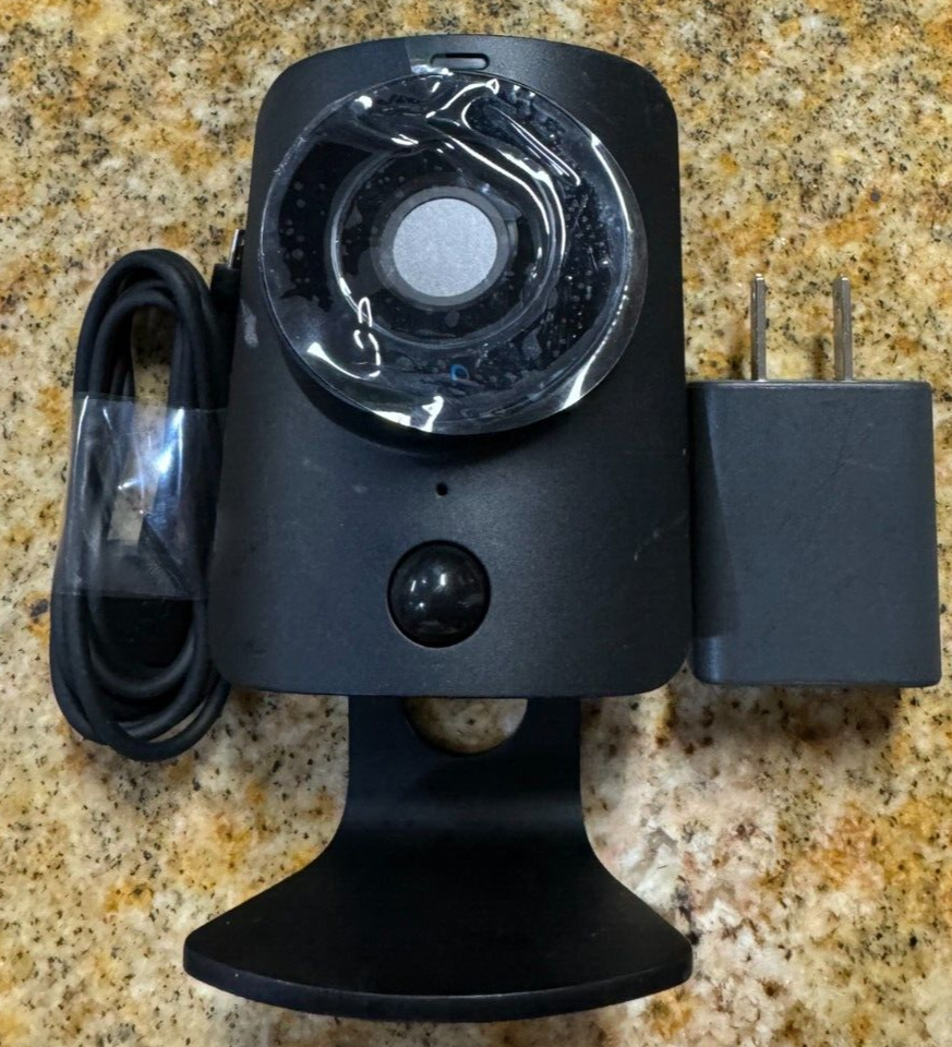 SimpliSafe HD Wired Indoor Security Camera with Built-in Privacy ...