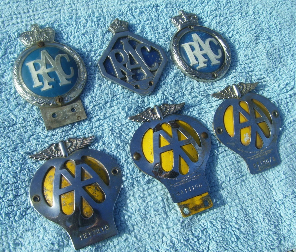 COLLECTION OF CLASSIC ROYAL AUTO CLUB/ASSOC CAR BADGES ~ VINTAGE AA/RAC ...