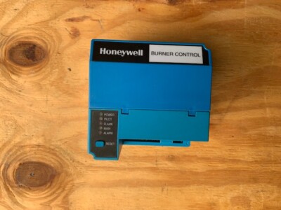 Honeywell Burner Control RM7895A1014, Ultraviolet Flame Amplifier | eBay