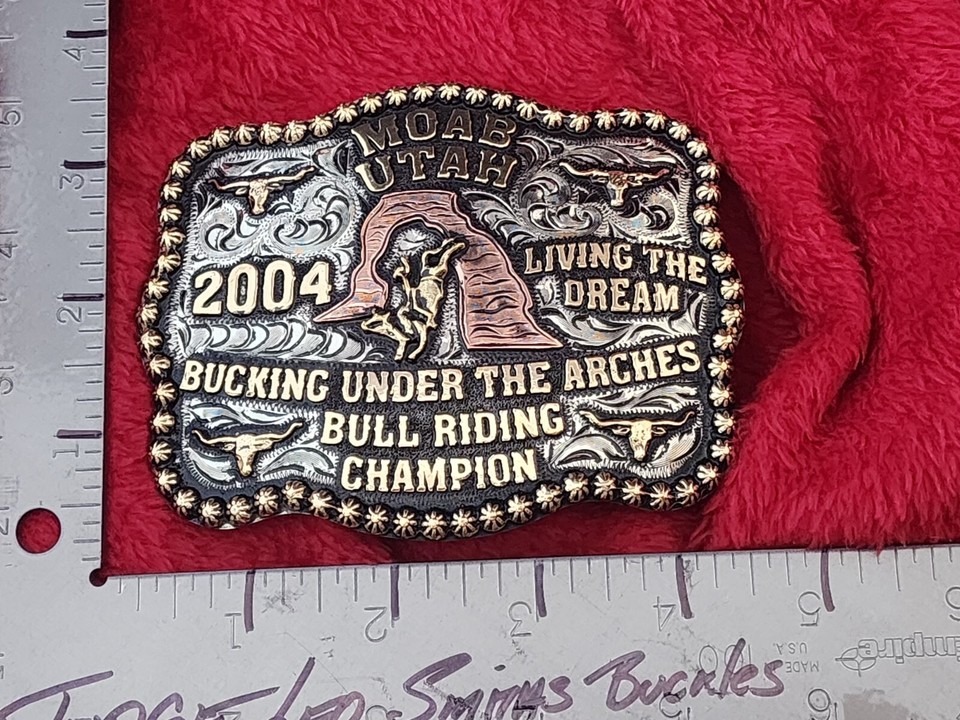 RODEO BULL RIDING PRO CHAMPIONSHIP TROPHY BUCKLE☆MOAB UTAH ☆RARE☆2004 ...