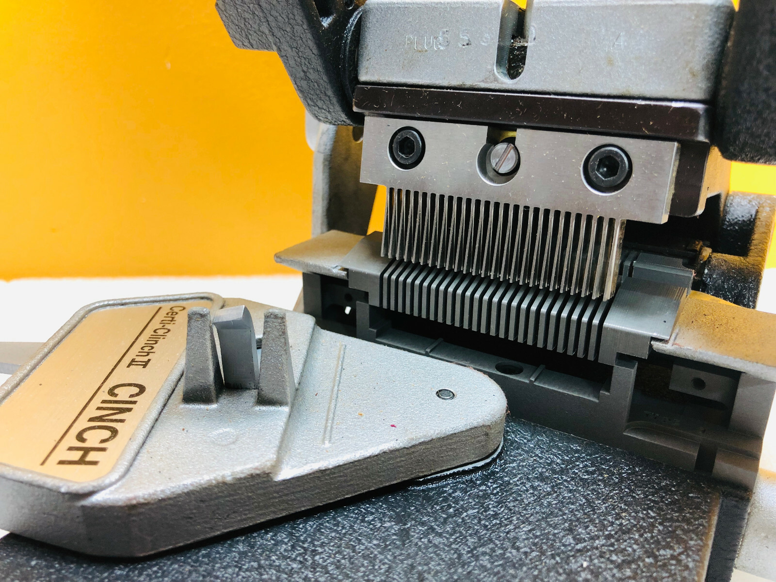 Cinch Certi-Clinch II For Use w/7 12 18 and 25 Pair Connectors ...