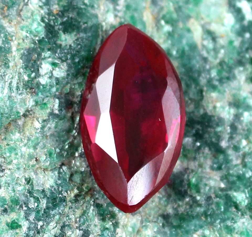 Wedding Sale Certified Natural Red Umbalite Garnet 8.55 Ct Marquise ...
