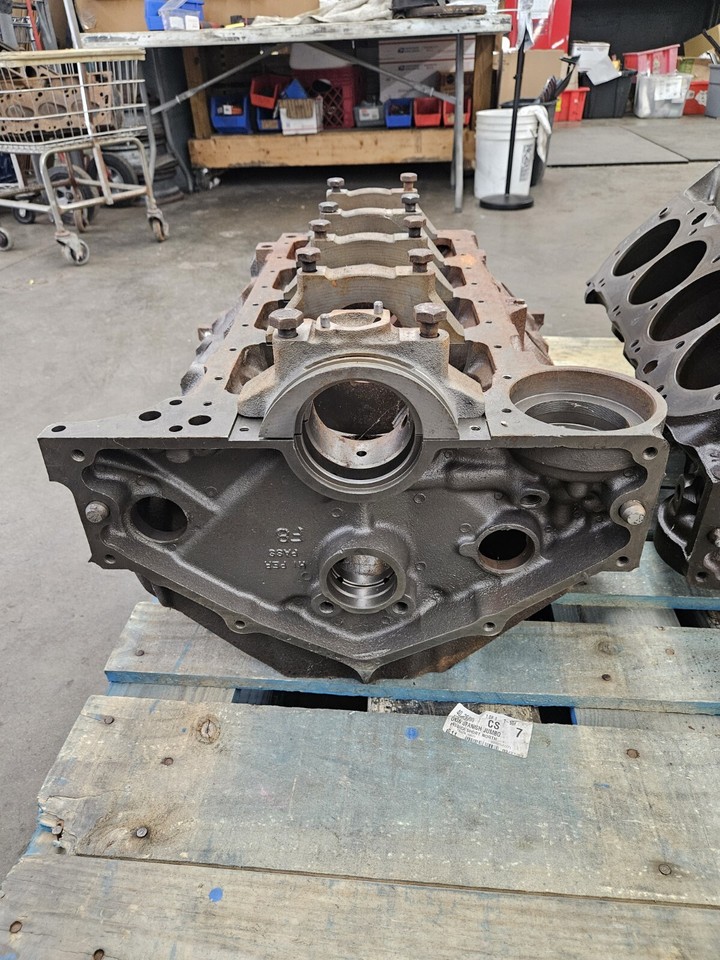 1973 Corvette Chevelle BBC 454 2 Bolt Main Engine Block 3999289 289 D-4 ...