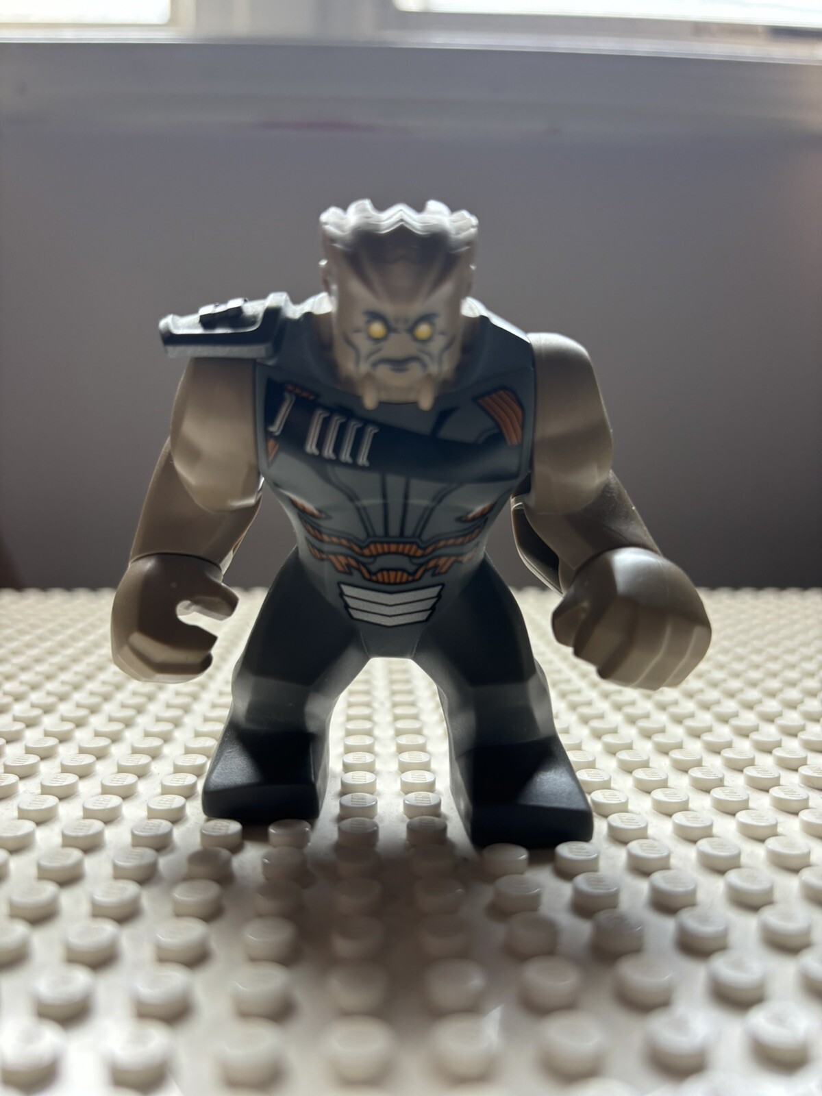 LEGO Marvel Cull Obsidian Minifigure 76108 Avengers Infinity War Big ...