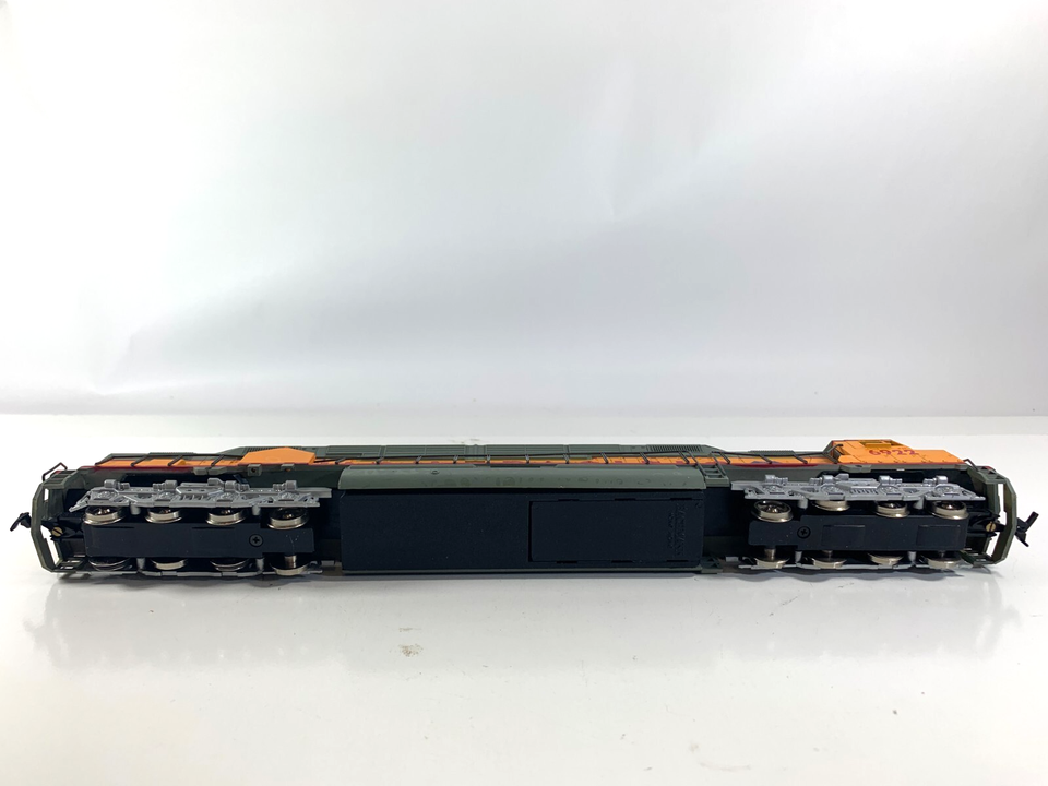 Bachmann 41-665-01 DD40X Centennial Loco , HO Scale (broken front ...