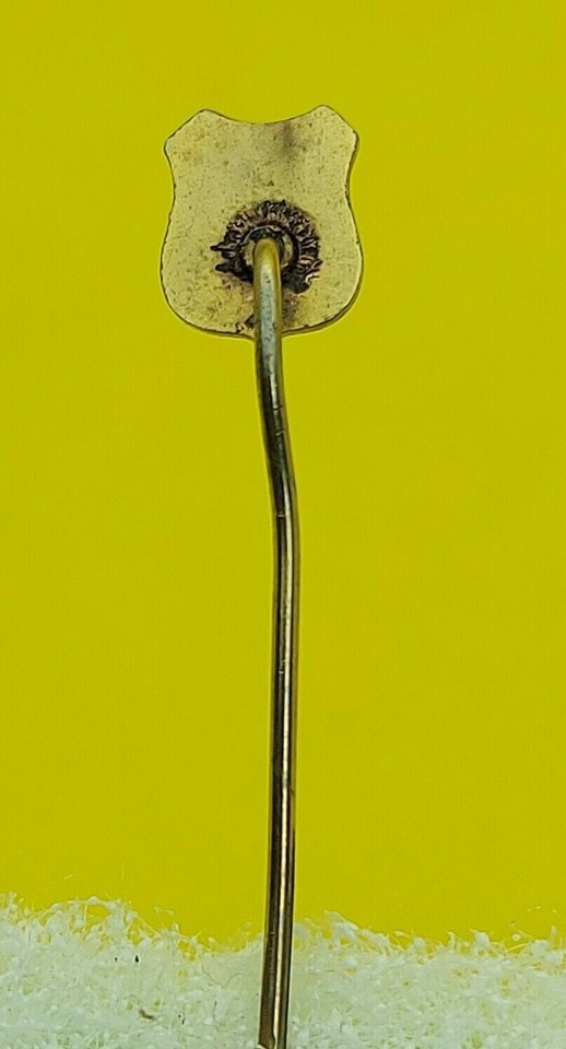 Croatian flag coat of arms crest NDH ustasa emigration vintage pin ...