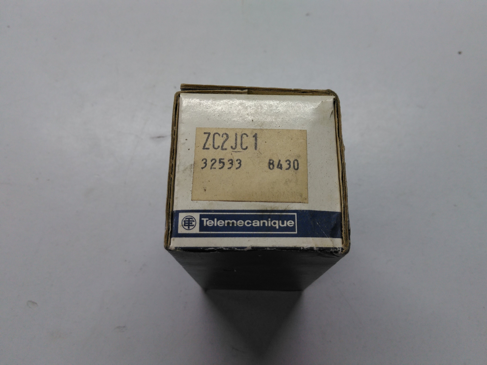 Schneider Electric Hilfsschaltergehäuse ZC2JC1 | eBay