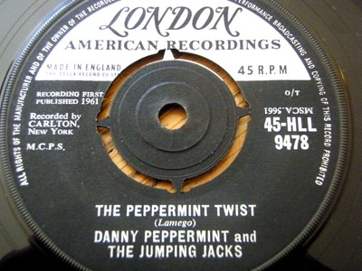 DANNY PEPPERMINT & THE JUMPING JACKS - THE PEPPERMINT TWIST 7" VINYL ...