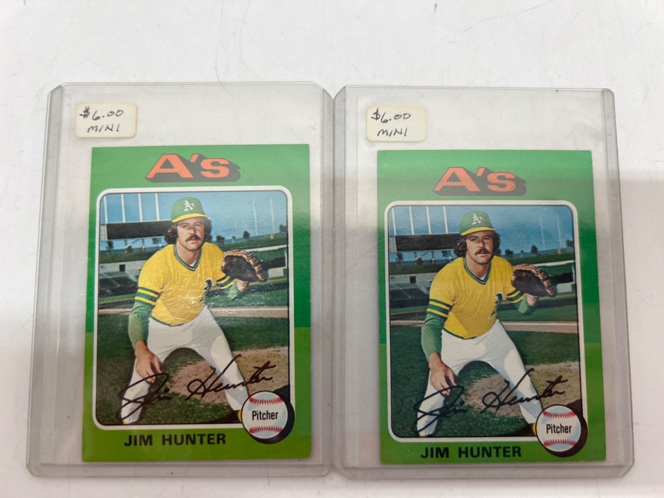 Lot of 14 1975 Topps Mini Baseball Cards | eBay