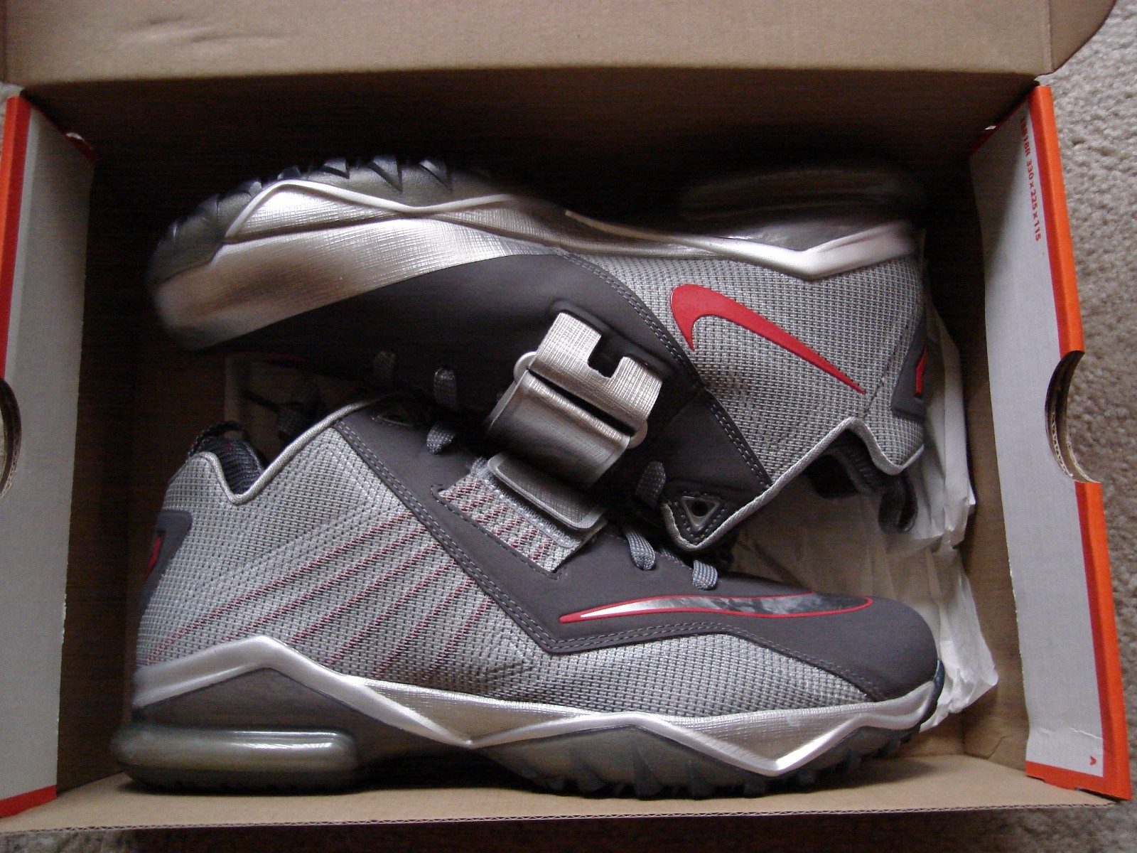 Nike Zoom CJ Trainer 2 size 8.5 643258 006 Calvin Johnson Detriot Lions ...