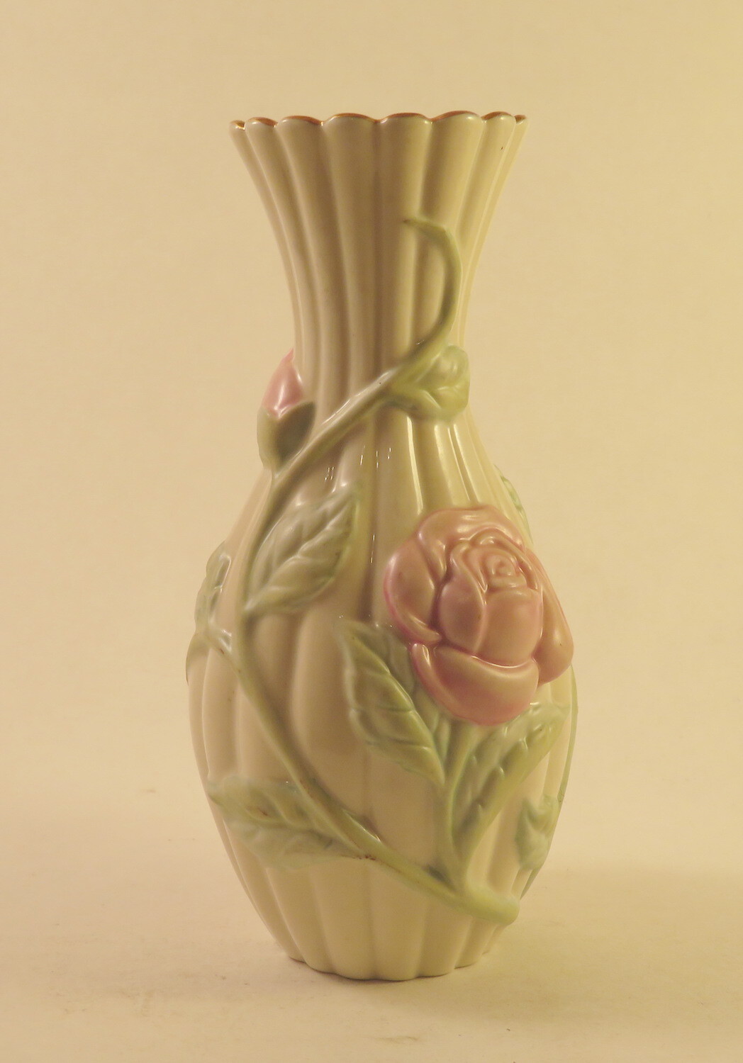 LENOX Handcrafted Rose Bud Vase Ribbed Cream Floral Gold Gild Rim 5 1/2 ...