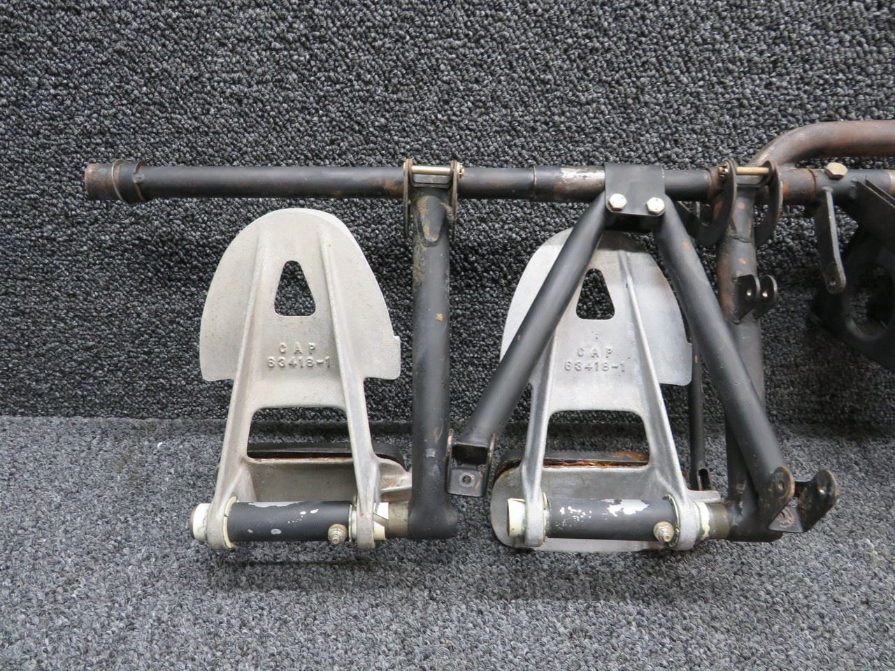 63459-019 / 63485 Piper PA28-151 Toe Brake Rudder Pedal Assy (CORE) | eBay