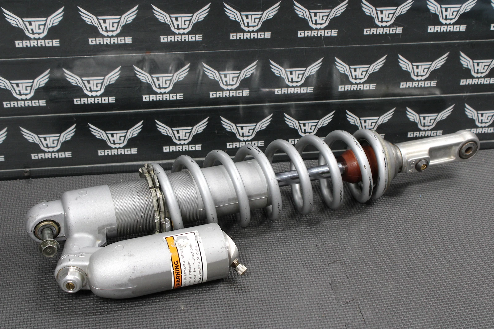 1999 YAMAHA YZ250 OEM REAR BACK SHOCK ABSORBER SUSPENSION GOOD!