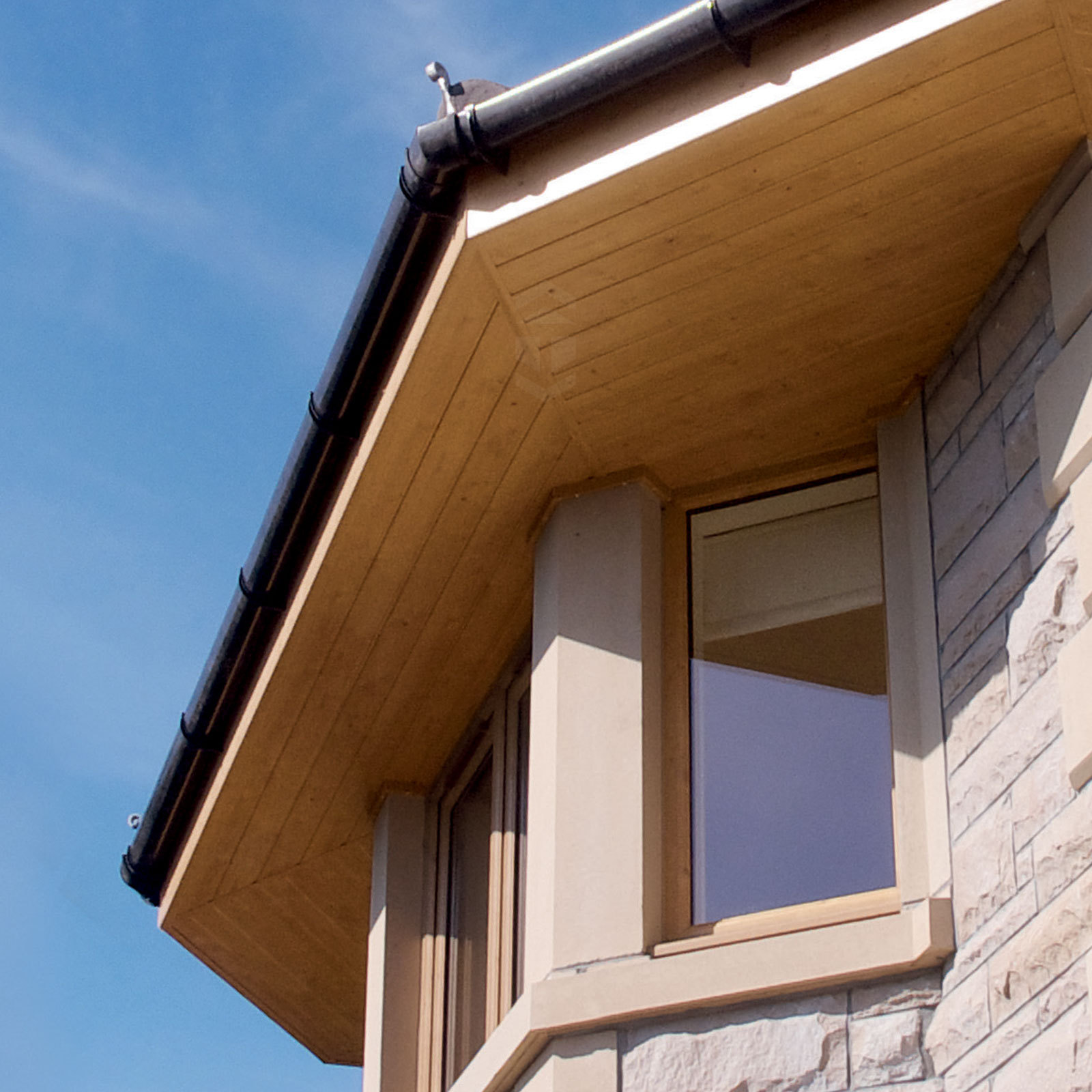 Half Round Guttering UPVC Plastic 114mm Marshall Tufflex Rainwater ...