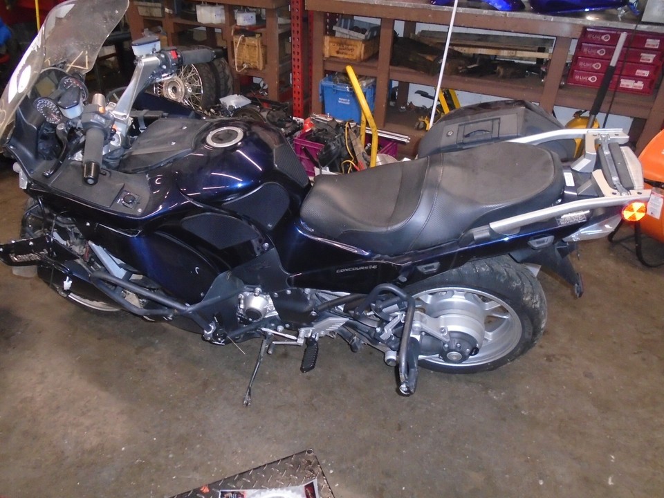 2010 08-22 Kawasaki Concours 14 ZG1400 small radiator cooling fan right ...