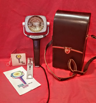 Vintage Sylvania Sun Gun Movie Camera Light 625W, Bracket and Leather ...
