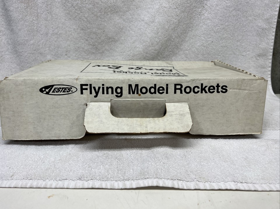 ESTES FLYING MODEL ROCKETS OPERATIONS RANGE BOX NEW OLD STOCK | eBay
