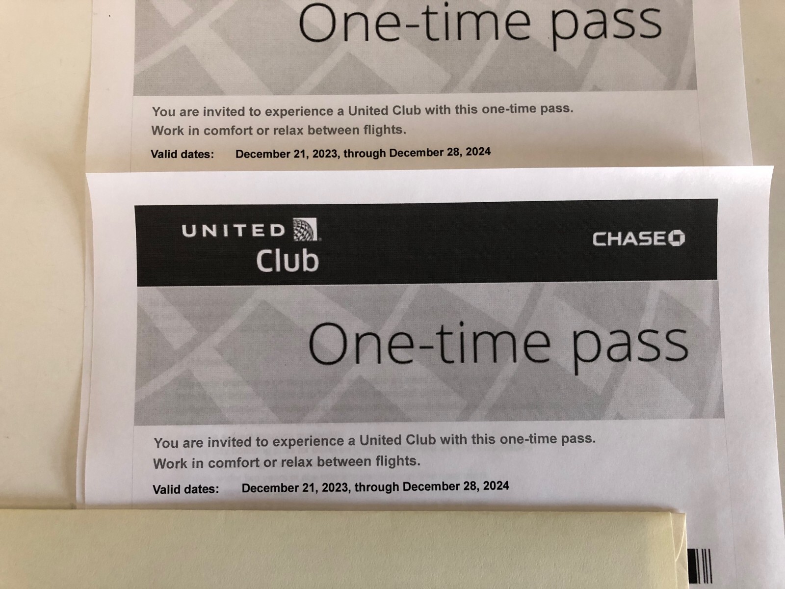 (2) Two United Airlines Club One-time Passes. Expire 12/28/24 (Fast E ...