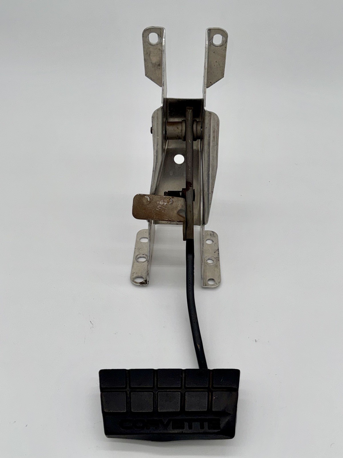 Brake Pedal Assembly w Rubber Pad & Mount Bracket AUTO Trans 90-96 C4 ...