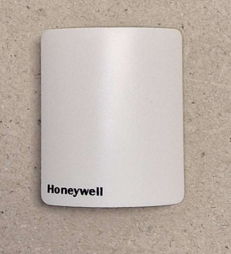 Honeywell Fema T7470A1009 ROOM SENSOR NTC TEMPERATURE RANGE 6 40DEG C ...