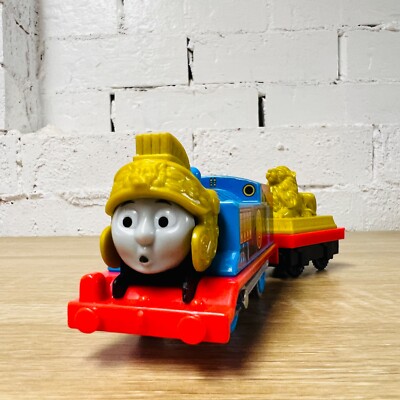 Armored Thomas Gold Lion Thomas & Friends Motorised Battery Trackmaster ...