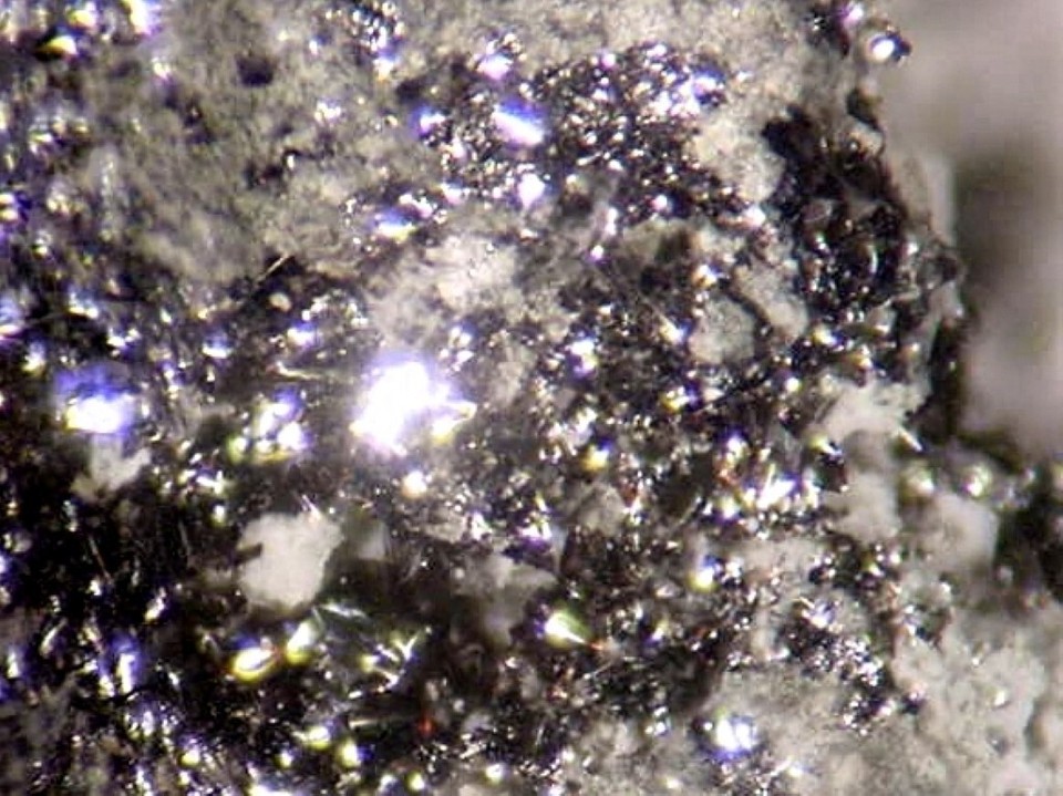 RHENIITE - Rare Natural Rhenium Species- Kudriavy Volcano, Itarup ...