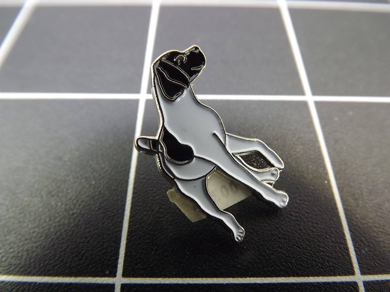 BRAND NEW Lapel Pin Favorite Dog "POINTER" ENAMELED LIFETIME GUARANTEE ...