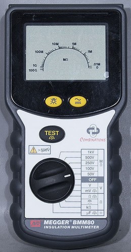 Megger BMM80 Analog/Digital Hand-Held Premium Insulation Tester ...