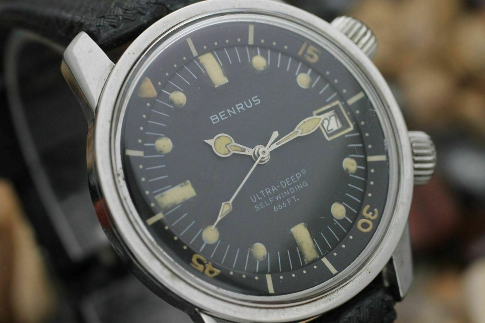 Vintage BENRUS Ultra-Deep 666ft Automatic Super Compressor Steel Diver ...
