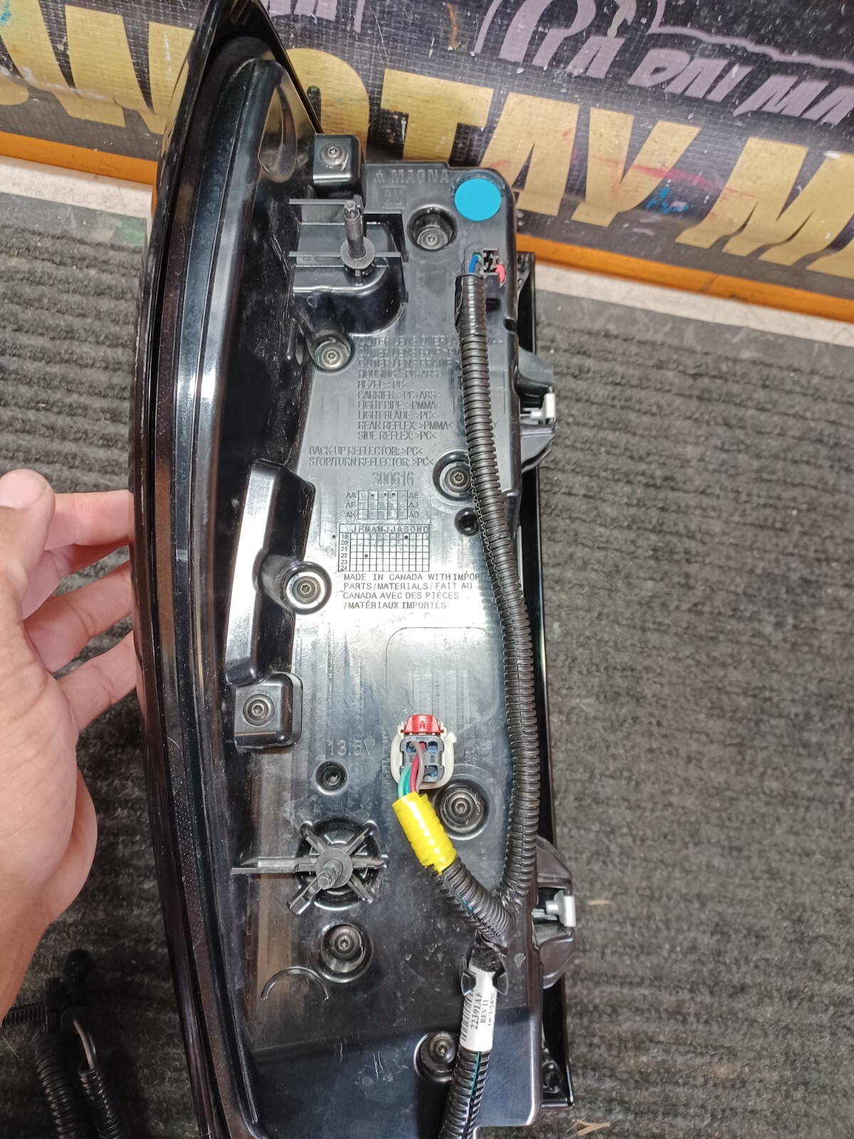 2019 20 21 22 GMC SIERRA 1500 2500HD AT4 RIGHT LED TAIL LIGHT 85115892 ...