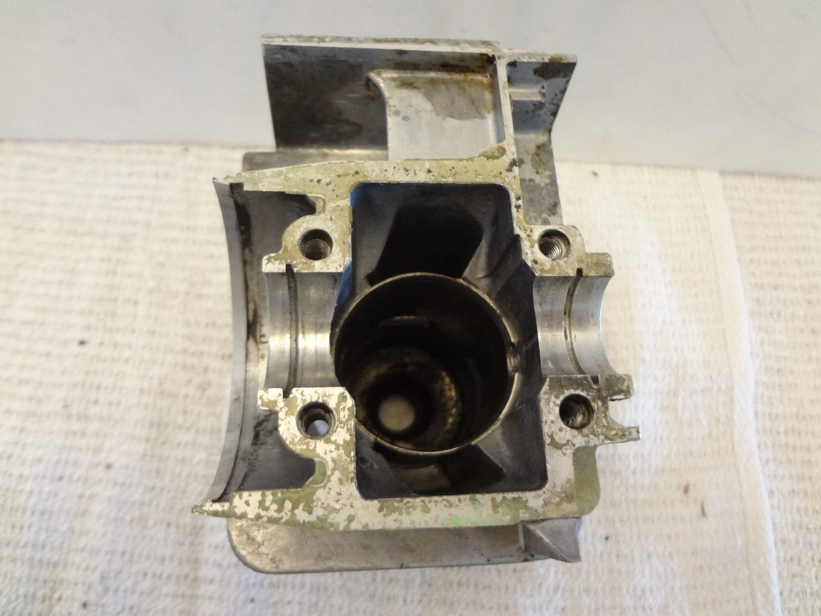 Husqvarna Husky 32 Cylinder | eBay