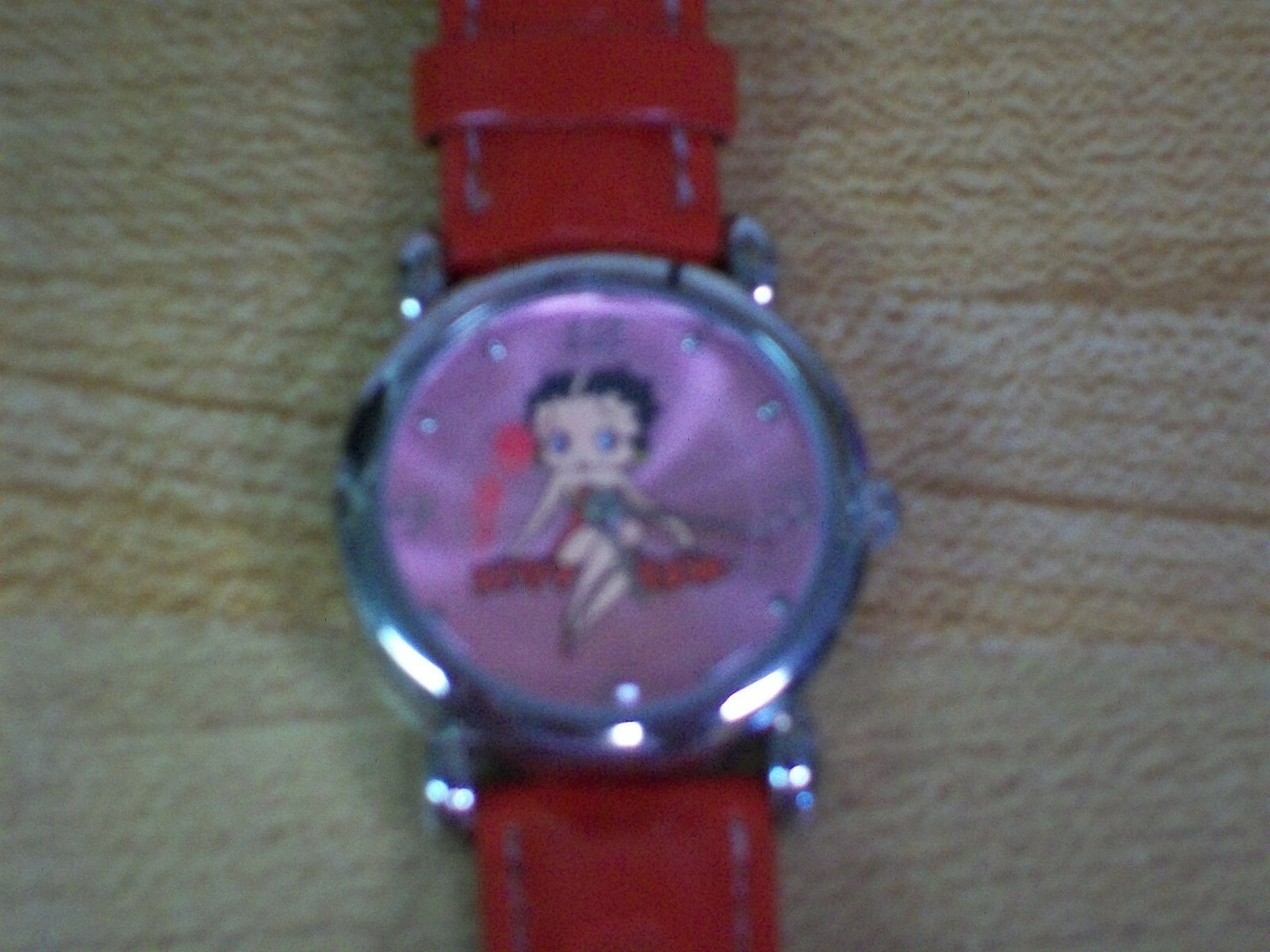VINTAGE COLLECTIBLE BETTY BOOP WRIST WATCH RED LEATHER BAND W/ IMPRINTS ...
