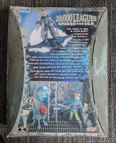 Mezco Wave Rider Nemo - 20,000 Leagues Under the Sea Diorama set | eBay