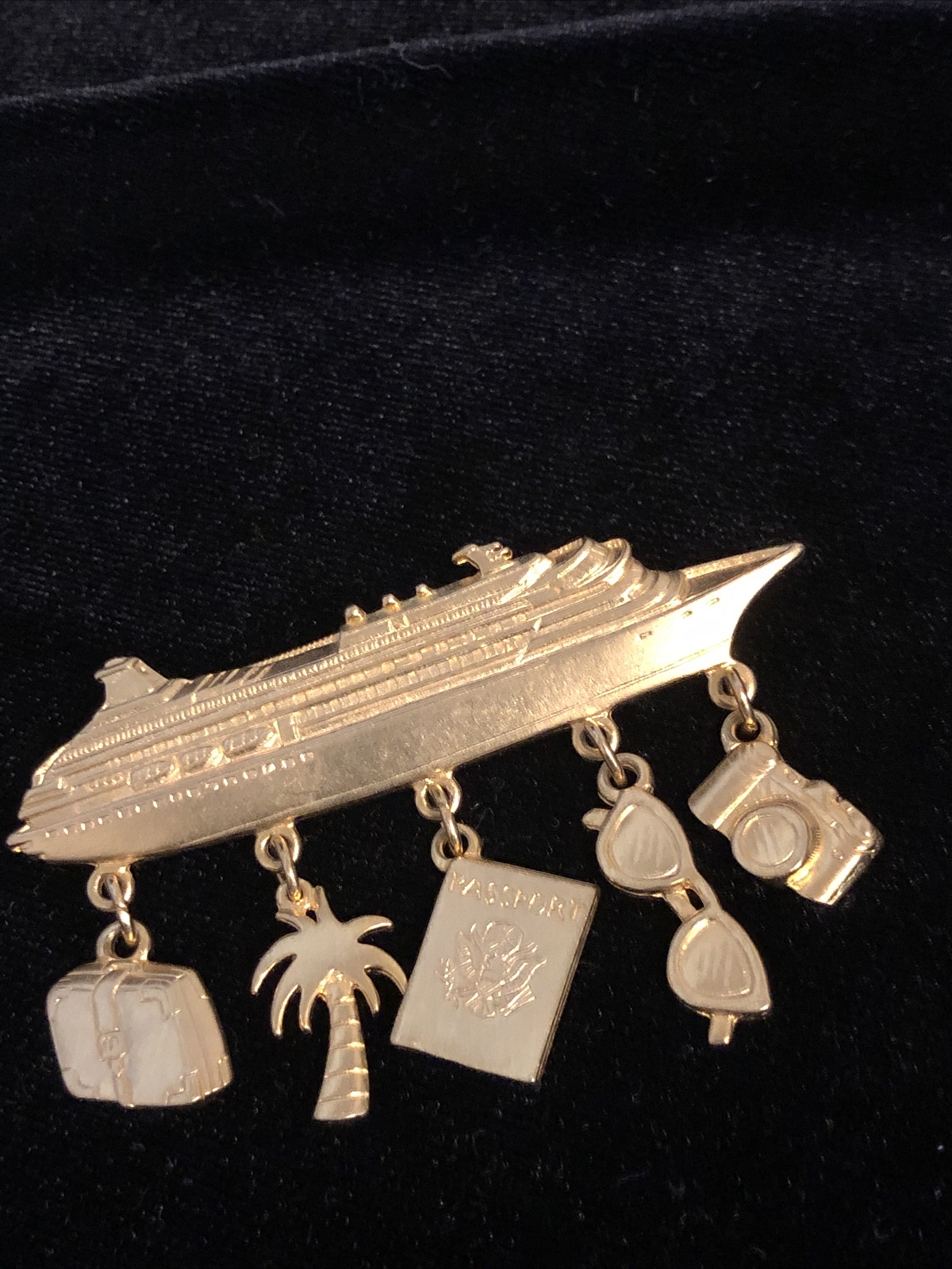 Vintage JJ Vacation Cruise Ship Boat Brooch Gold Tone… - Gem