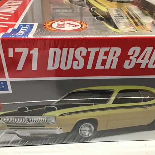 AMT ERTL 1971 Plymouth Duster 340 Model Kit #31225 1/25 Scale Factory ...