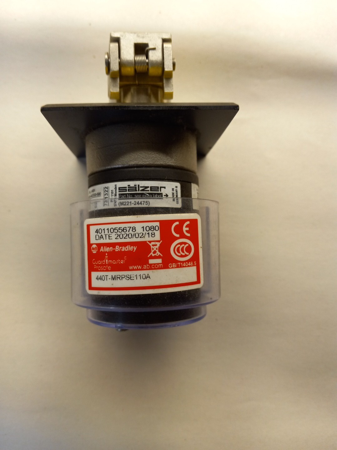 Allen Bradley 440t-mrpse110a ProSafe Rotary Key Switch Panel Mount 20a ...