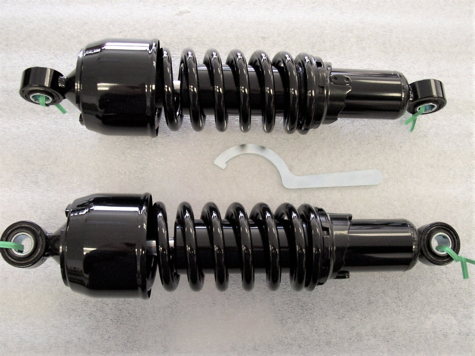 Suzuki GS850 GS1000 GS1100 11.5 Heavy Duty Short Black Bobber Shocks | eBay