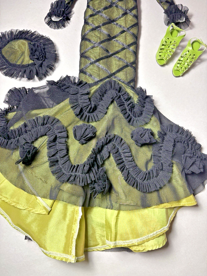 Tonner Wilde - Everlasting Envy 18" Evangeline Ghastly Doll OUTFIT D ...