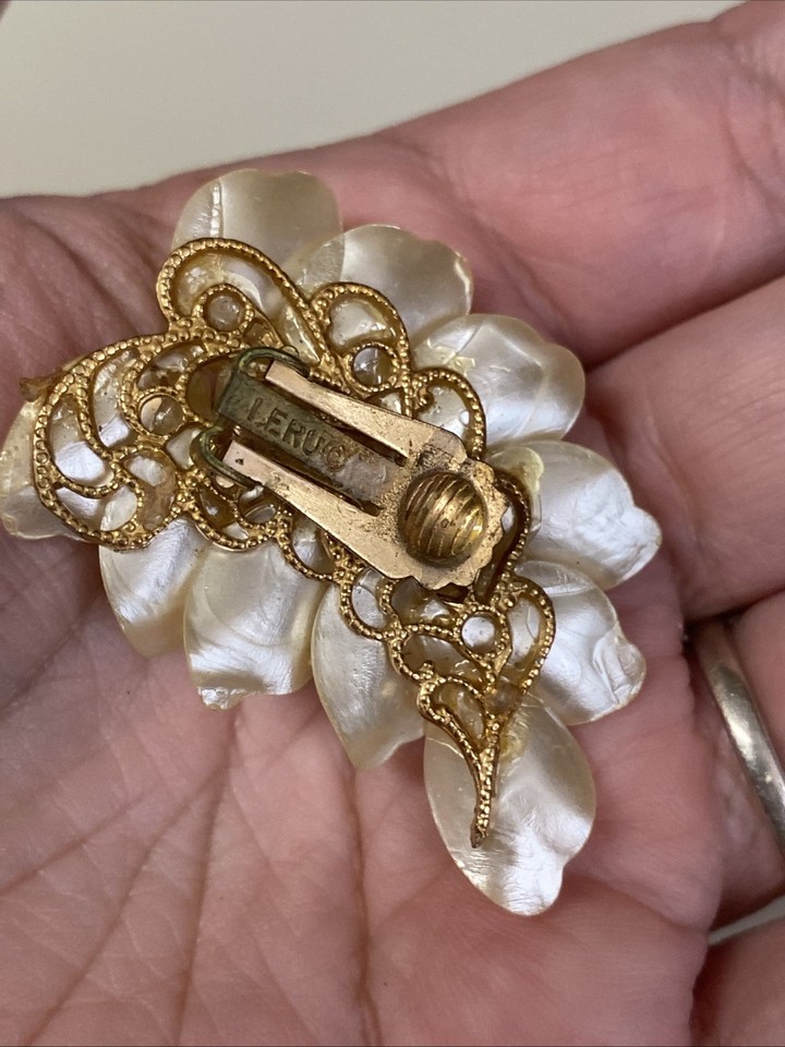 Vintage LERU Signed Clip On Earrings Ivory W/rhinestones Filigree Back ...