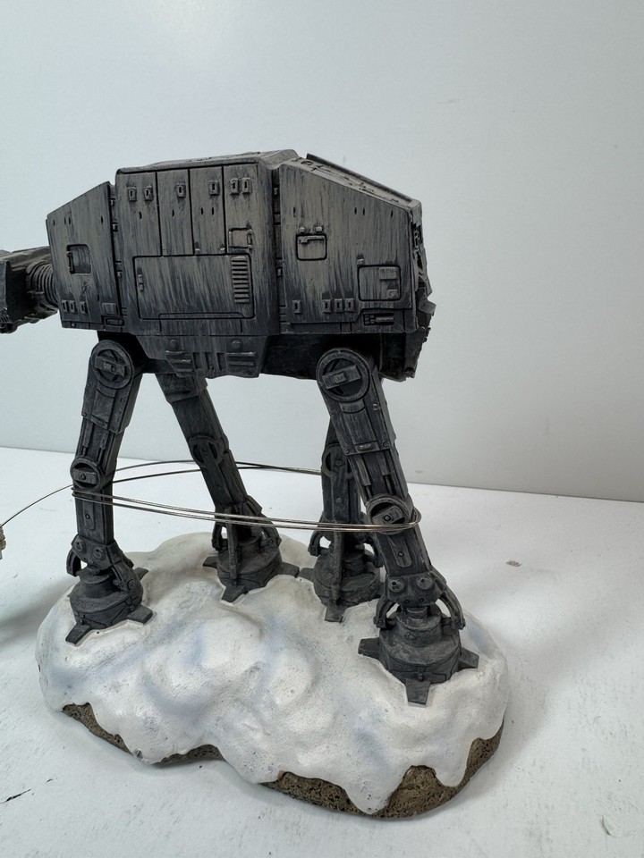 Hawthorne Village Star Wars ATAT Issue #8 2010 Lights Up | eBay