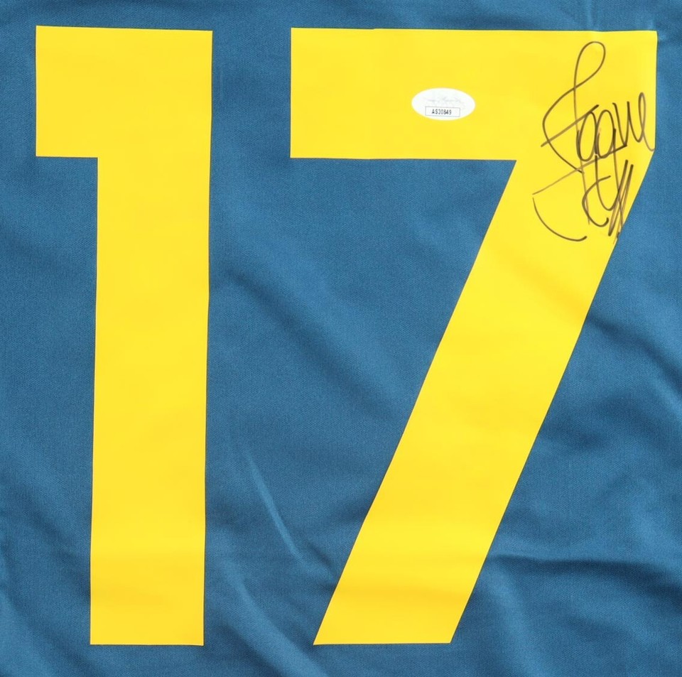 Luis Roberto Alves Signed Club America Umbro Authentic Soccer Zague ...