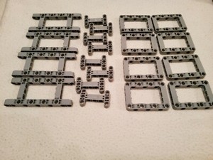 20 x NEW LEGO TECHNIC STUDLESS FRAME'S 8 x 4539880 4 x 4540797 8 x ...