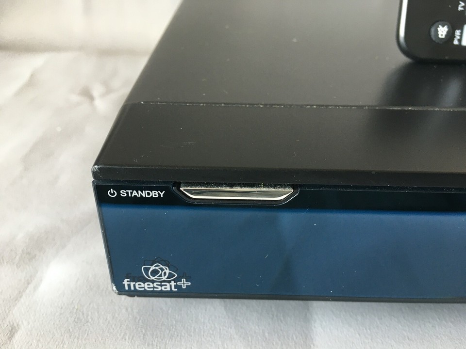 Humax Foxsat-HDR 320GB Twin Tuner Freesat+ HD Satellite TV Recorder ...